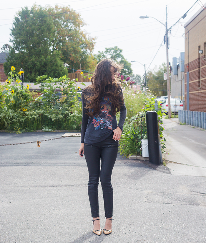 Heels and Leather Pants – Moda Mama